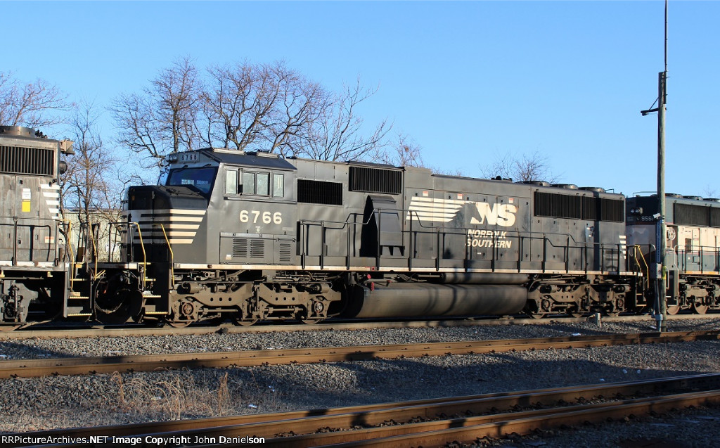 NS 6766